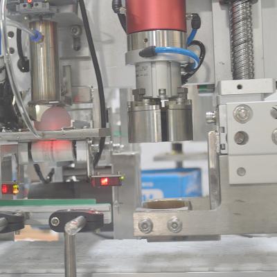 China 2000BPH chemische vulmachine voor het etiketteren van antivriezeloplossingen/vloeibare meststoffen Te koop