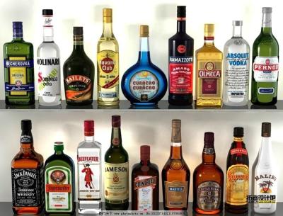 Cina 4 6 8 10 12 14 16 18 teste macchina di riempimento liquido per vino rosso/vodka/whisky in vendita