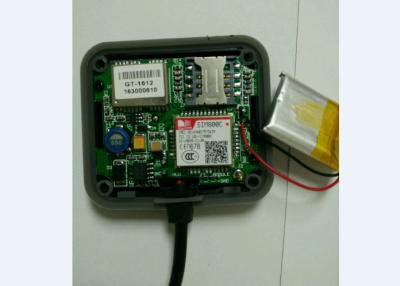 中国 追跡し、監察するモーターバイクのためのGSM/GPRS水証拠のmoto gpsの追跡者 販売のため