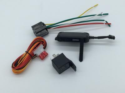 中国 IP65自動車オン/オフ制御エンジンを搭載する小型サイズ3g Gpsの追跡者車 販売のため