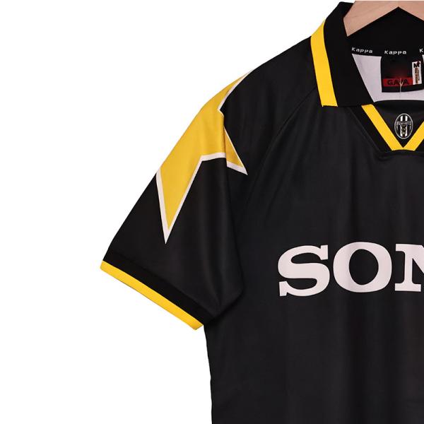 Quality Retro Away Replica Football Shirts for Juventus 1995-1997 Season for sale