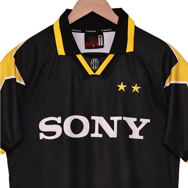 Quality Retro Away Replica Football Shirts for Juventus 1995-1997 Season for sale