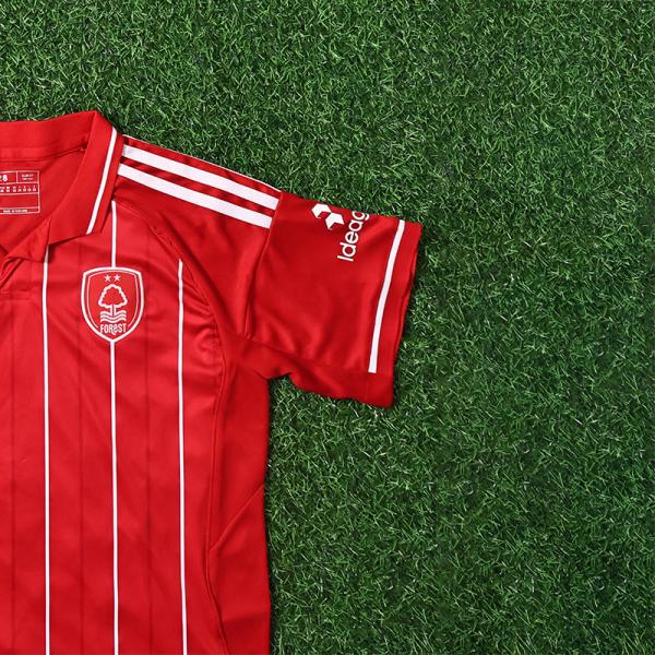 Quality Nottingham Forest Home Childrens Football Jerseys 2025-2026 Supports Customizati for sale