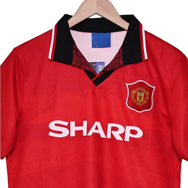 Quality 1994-1996 Manchester United Home Retro Football Jerseys Classic Replica for sale