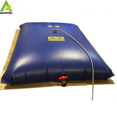 China 1000L collapsible plastic water tank pillow PVC irrigation storage tank for sale