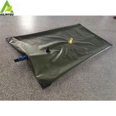 China Collapsible Food Quality Closed PVC Water Bladder 500 Liter Water Bladders for sale