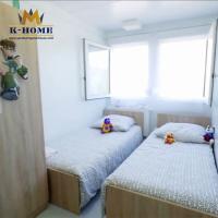 China Flat Pack Container Hostel Prefabricated Dormitory for sale
