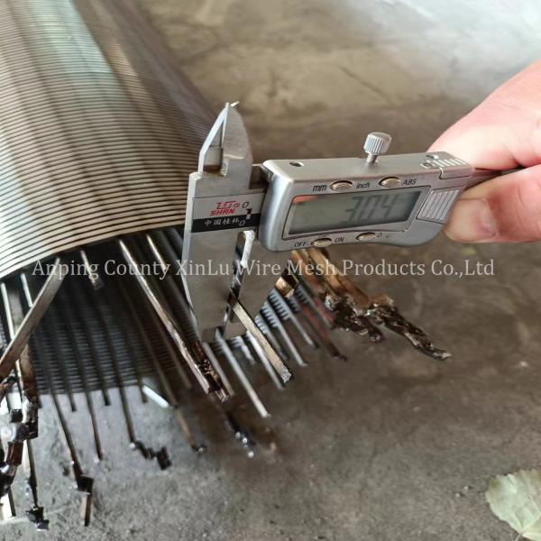 Quality RECHARGE FILTER JOHNSON STRAINER PIPE WELL SCREENS FROM XINLU METAL WIRE MESH for sale