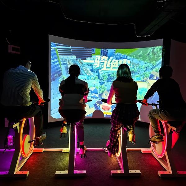 Jogo de Projeção Interativo Dinâmico de Bicicletas