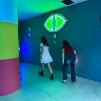 China Mode Interactive Catch Room Plan Push Led Button Activate Hide Devil'S Eye Game for sale