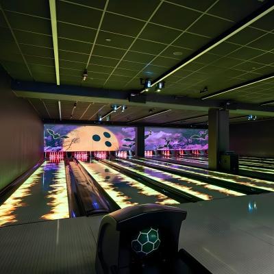 China Wholesale Amusement Lane Wholesale Portable Bowling Entertainment Center for sale