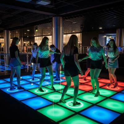 中国 インタラクティブLEDフロアゲーム - 究極の没入型ゲーム体験 販売のため