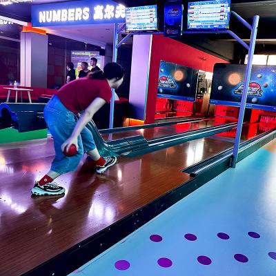 Cina Macchina per pista da bowling stabile e altamente efficiente per il tempo libero e l'intrattenimento, attrezzatura per bowling indoor in vendita