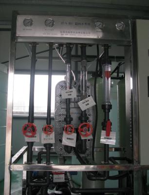 中国 プロダクト注入 200lph のための小さい RO と EDI 水処理システム 販売のため
