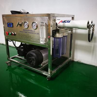 Cina Pianta di desalificazione dell'acqua di mare del watermaker di osmosi inversa di desalificazione dell'acqua di mare mini in vendita