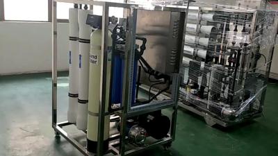 Cina FRP filtrano il tasso di recupero alimentato solare 20-30% della pianta del RO dell'acqua di mare in vendita
