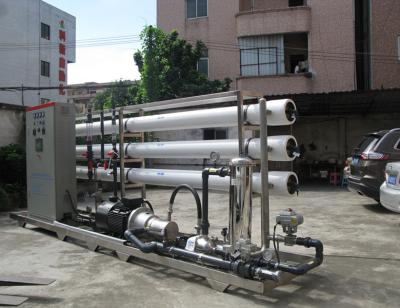 China A planta do RO do Seawater da água salgada controlada semi com o GV da bomba de CNP aprovou à venda