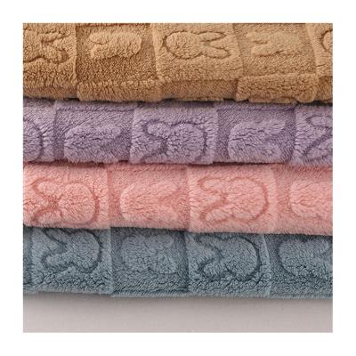 China Eco-friendly Rabbit Pattern 100% Soft Polyester Jacquards Fabrics Shu Velveteen Sherpa Cotton Fabrics for Clothing for Home Blanket Textile for sale