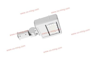 中国 6000lm商業導かれた街灯50のワット2700-6500K CCTの高い明るさIP66 販売のため