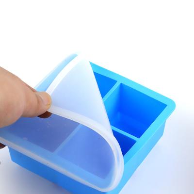 China Custom Logo 116g Bpa Free Silicone Ice Cube Tray With Lid Mold Shape Supply for sale