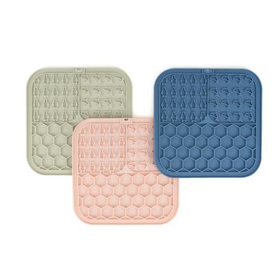 Tapis de baiser en silicone pour animaux de compagnie à alimentation lente tapis de baiser pour chiens/chats soulagement de l'anxiété personnalisé