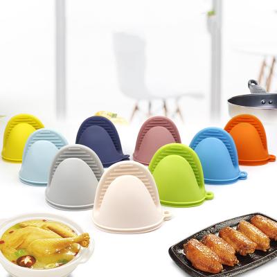 China Custom Logo Silicone Oven Mitts and Hot Pads Set for Safe Handling of Hot Dishes for sale