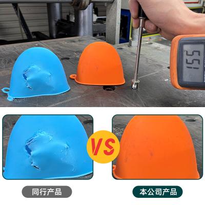 China Custom Logo Silicone Oven Mitts and Hot Pads Set for Safe Handling of Hot Dishes for sale