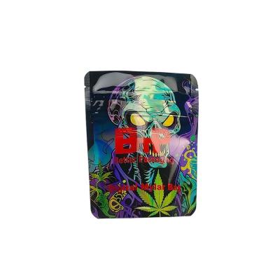 China OEM Lgoo Waterproof 3.5g Mylar Pouch Bags Ziplock Doypack Child Resistant Packaging for sale