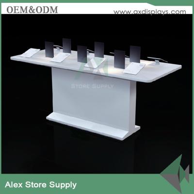 China Mobile phone electronics display stand wooden shopping mall display shop decoration for sale