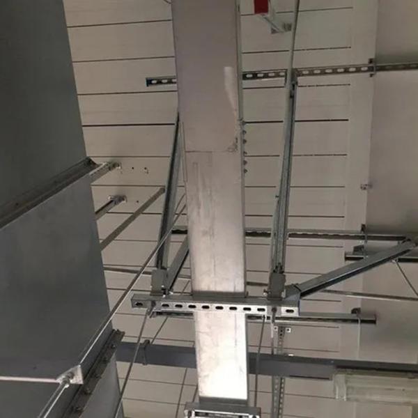 Quality Heavy Duty Bolted Tremor Fence Post Seismic Brace For Pipe Silver Aluminum Alloy for sale