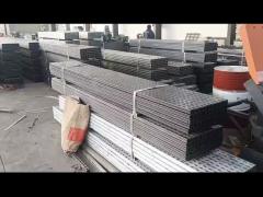 Long lasting Seismic Support For Cable Tray Heavy Loads  Indoor And Outdoor Use