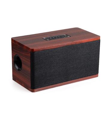 China 2017 new wooden bluetooth speaker, fashion design with good bass sound, customized wireless speaker for sale