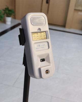 中国 調節可能な高さの温度体温の走査器を通る測定箱のスマートなZ 2W歩行 販売のため