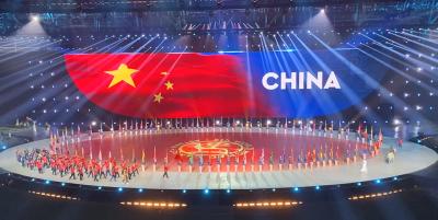 China Outdoor IP65 P2.6 Full Color LED Rental Screen 500x1000mm 5300 Nits Brightness for sale