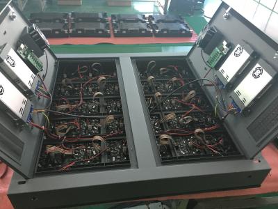 China P4 Reuze Openlucht Geleid het SchermKabinetformaat 960x960mm het Aanplakbord van SMD3535 DOOH Te koop