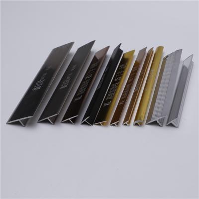 Cina Disposizione quadrata di alluminio di alluminio delle mattonelle del bordo della disposizione 10mm delle mattonelle ISO9001 in vendita