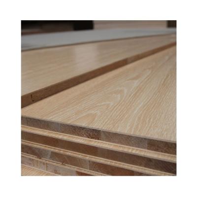 China More Popular Customization White Wood Moisture Proof Boards 18mm Melamine MDF Board for sale