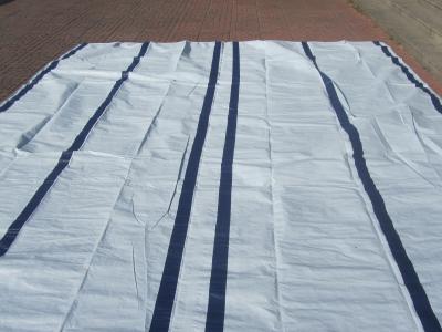 China 190gsm white color HDPE relief tarpaulin for temporary shelter en venta