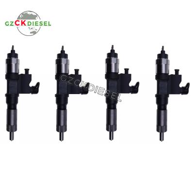 Cina Nuovo iniettore di carburante 095000-9800 8-98219181-0 095000-8970 8-98151856-3 per motore Isuzu 4HK1 6HK1 in vendita