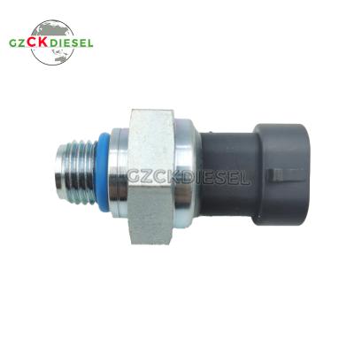 Cina Sensore pressione gasolio 4921499 3330998 3408377 per escavatore Cummins QSX ISX15 in vendita