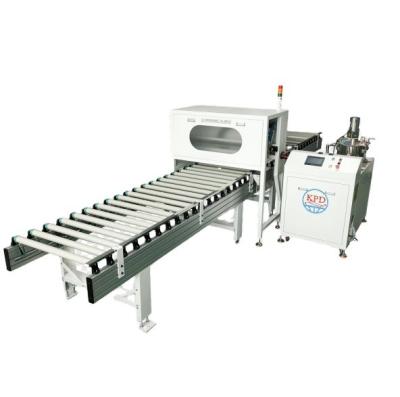 Cina 550 kg Peso Sistema di colla a due componenti Perfetto per la lavorazione del legno PUR Laminating Line in vendita
