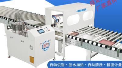 Cina 2k Epoxy Resin Spraying Machine per pannelli a nido di miele Applicazione rapida e precisa in vendita