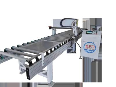 Cina Macchina di incollaggio a nido di miele in alluminio ignifugo con componenti di base di pompa e spruzzatura PU in vendita
