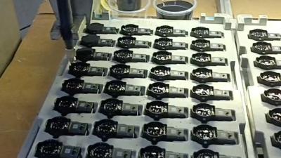 Cina Condizione Macchina automatica di distribuzione di colla per luci a LED e miscelazione di resine di poliuretana in vendita