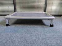 China Customized Thickness Cooling Elevated Pet Bed with Solid Steel Frame and Washable Fabric for sale