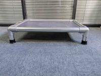 China Customized 3mm Thickness Washable Cooling Elevated Pet Bed with Solid Steel Frame for sale