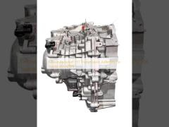 Nuova generazione di Gac Changan Gs8 ibrido a doppio motore con trasmissione ibrida P811 E-cvt