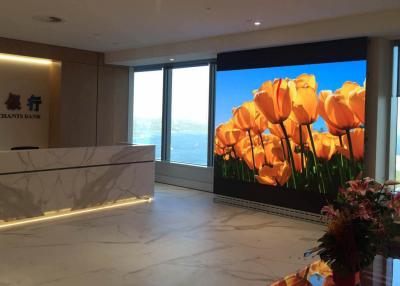 China Large Viewing Angle Indoor LED Displays Custom Led Signs For Entertainment Bar for sale