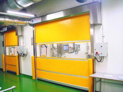 Cina porte ad alta velocità elettriche della struttura dell'acciaio inossidabile di 2.0mm con l'interfaccia uomo-macchina inglese in vendita