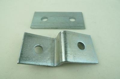Cina L'acciaio ha galvanizzato il Manica Unistrut, montaggio dell'ala/montaggio puntone di angolo per il collegamento di Manica in vendita